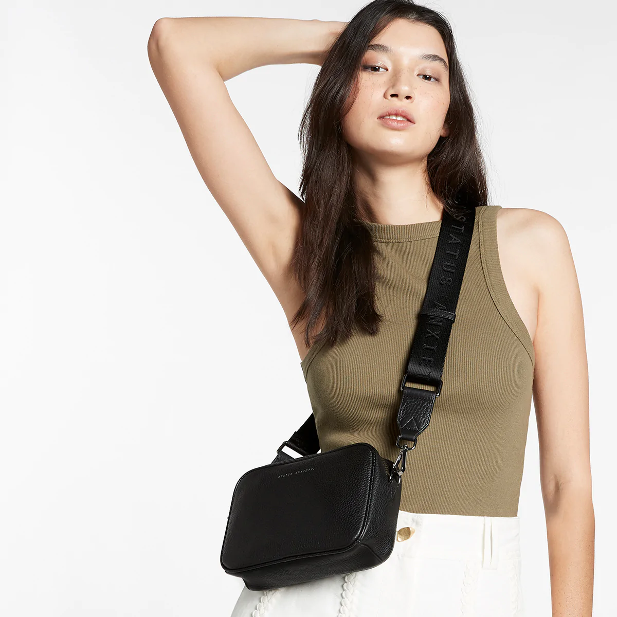 Plunder with Webbed Strap - Black | Paddington Store